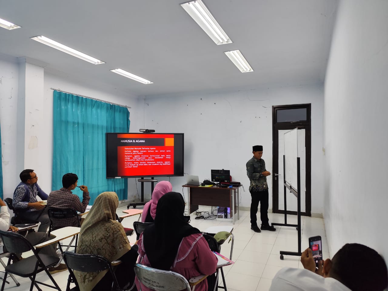 Kuliah Fleksibel Anti Ribet Mengenal Sistem Kuliah Kelas Cyber di STKIP ...
